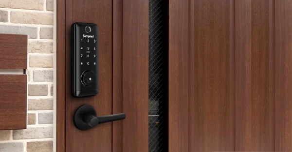 Smartphone Door Lock: Safe & Modern Choice for Home Access?
